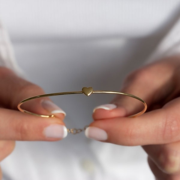 Gold Heart Bangle - Etsy