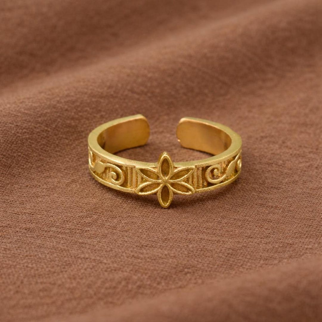 Gold Adjustable Floral Toe Ring, Minimalist Flower Ring, Boho Toe Ring ...