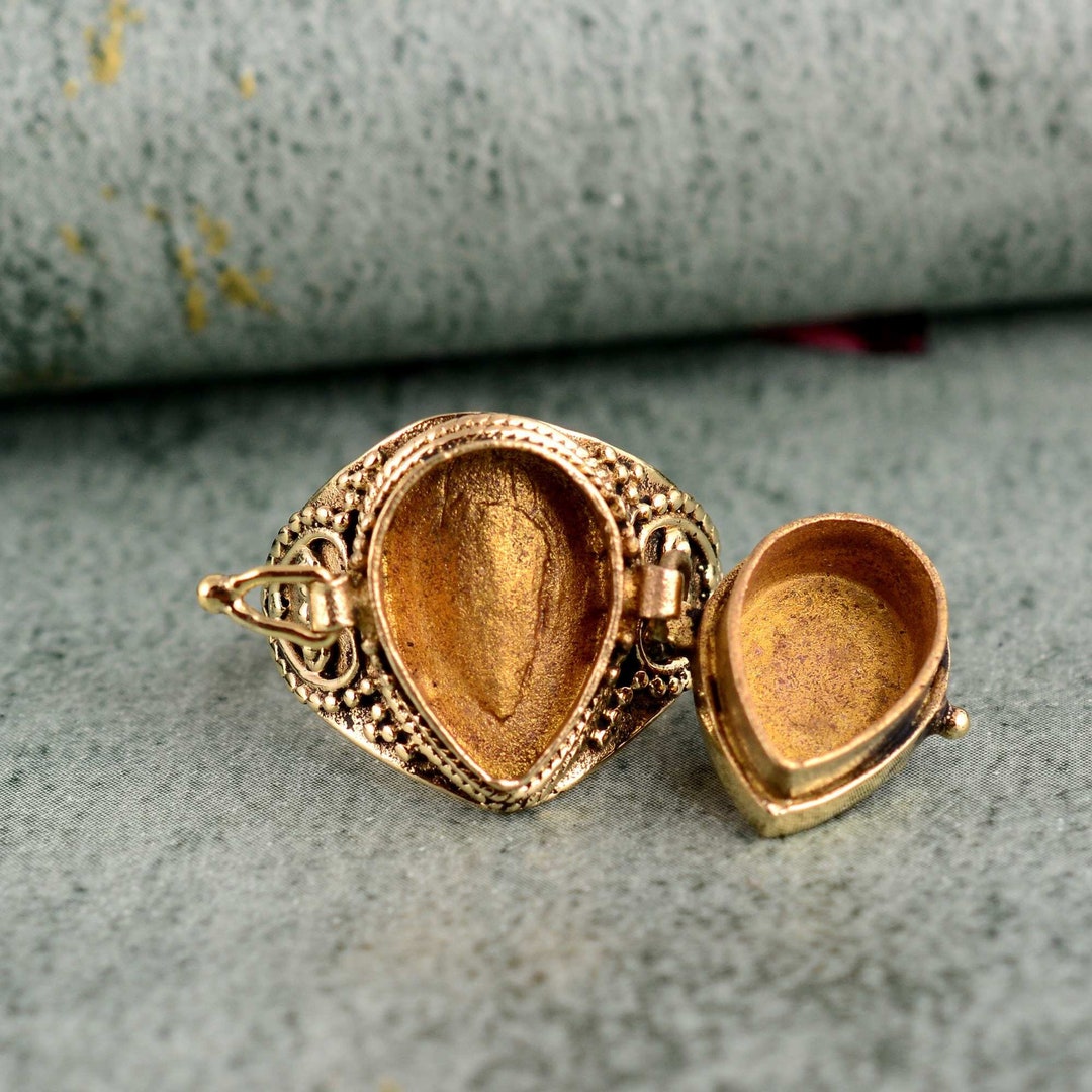 Poison Ring, Hidden Box Ring, Openable Ring, Pill Box Ring, Secret ...