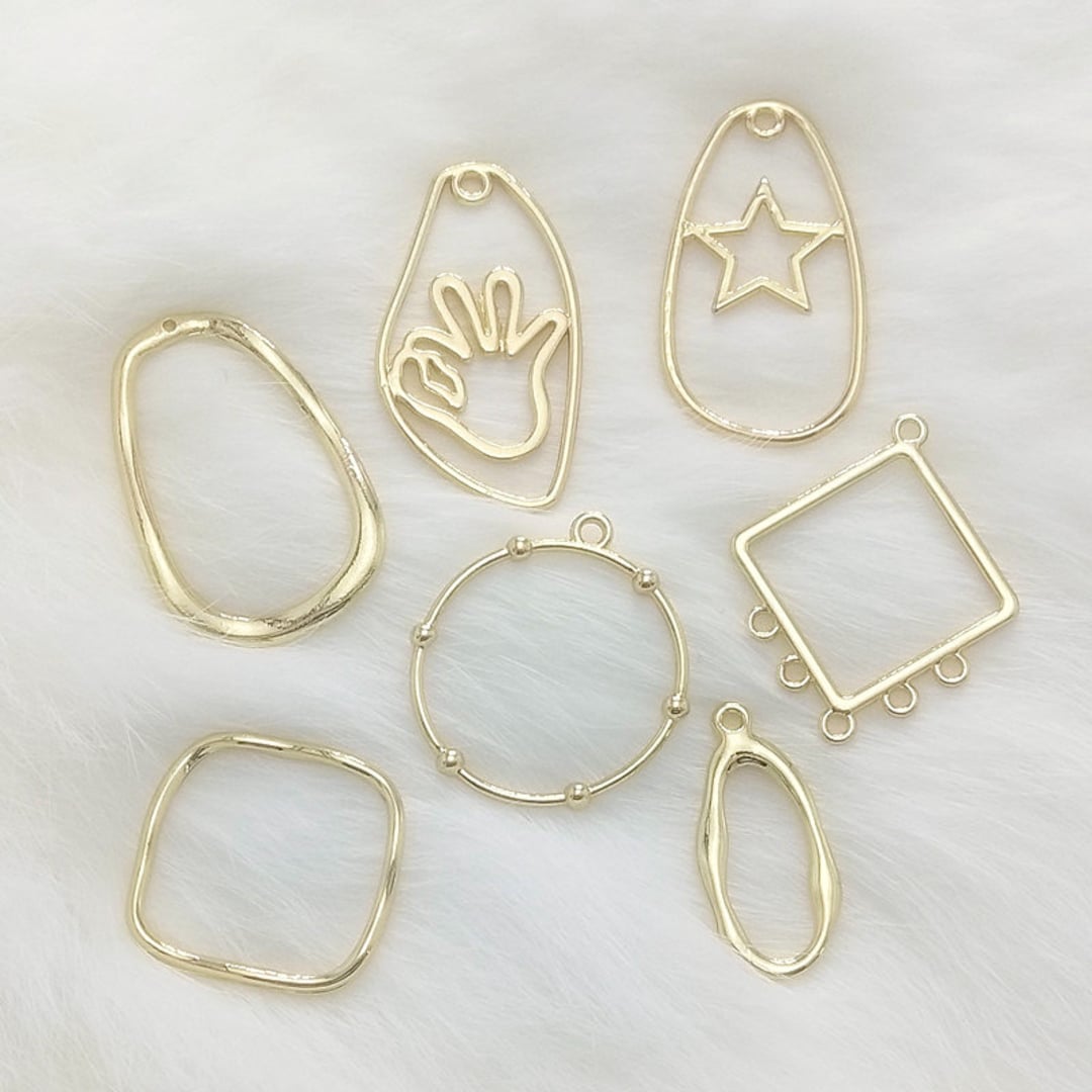Gold Plated Open Back Bezels: Resin Jewelry Making DIY Kit (10 Pcs) - Etsy
