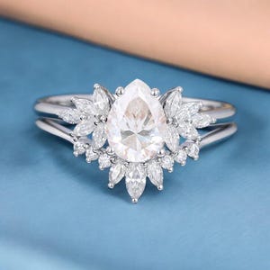Vintage Pear Moissanite Engagement Ring Set: Rose Gold Bridal Jewelry ...