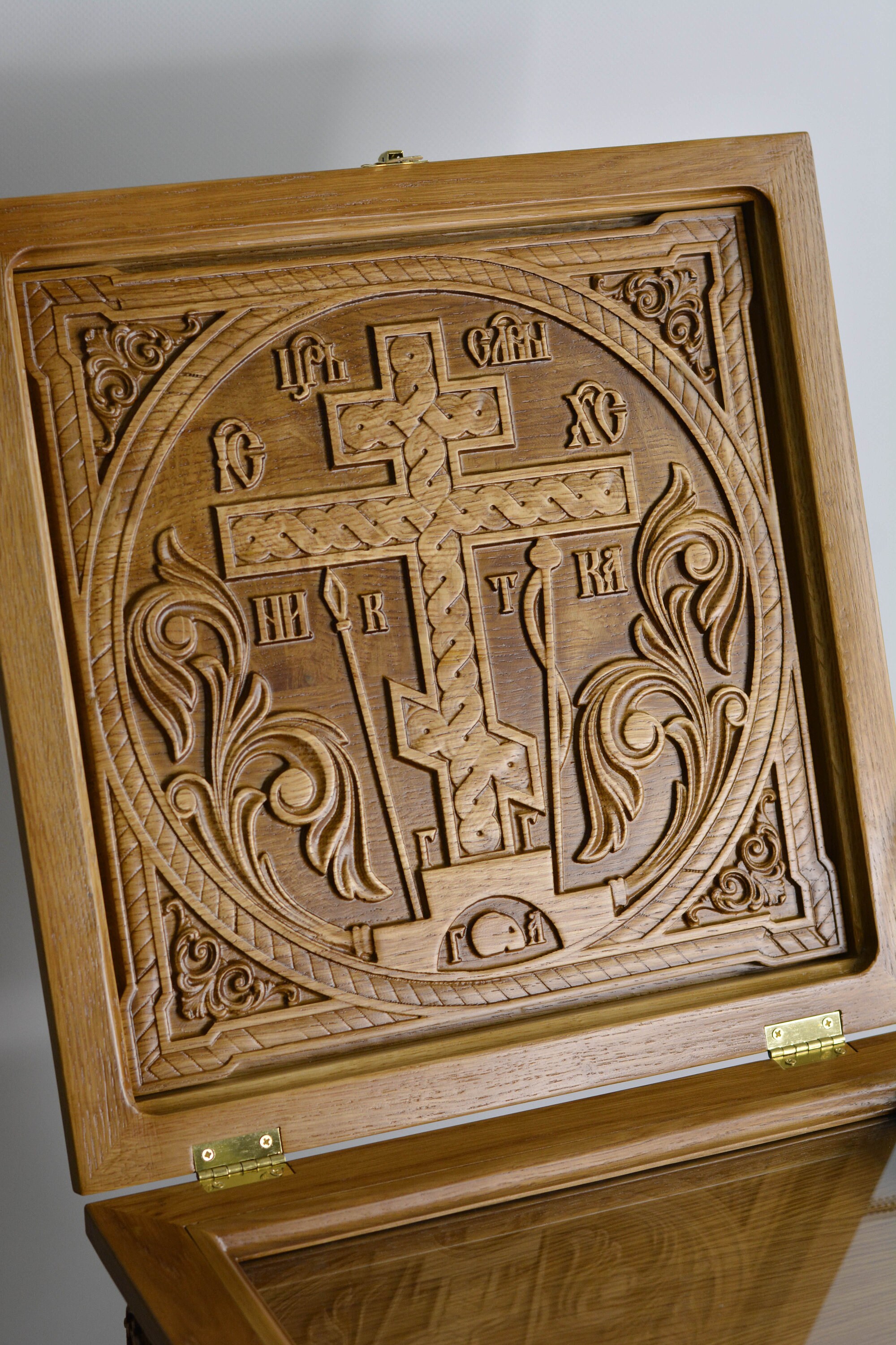 12.5" Reliquary Box Carved Wooden Religious Reliquary for Church Oak ...