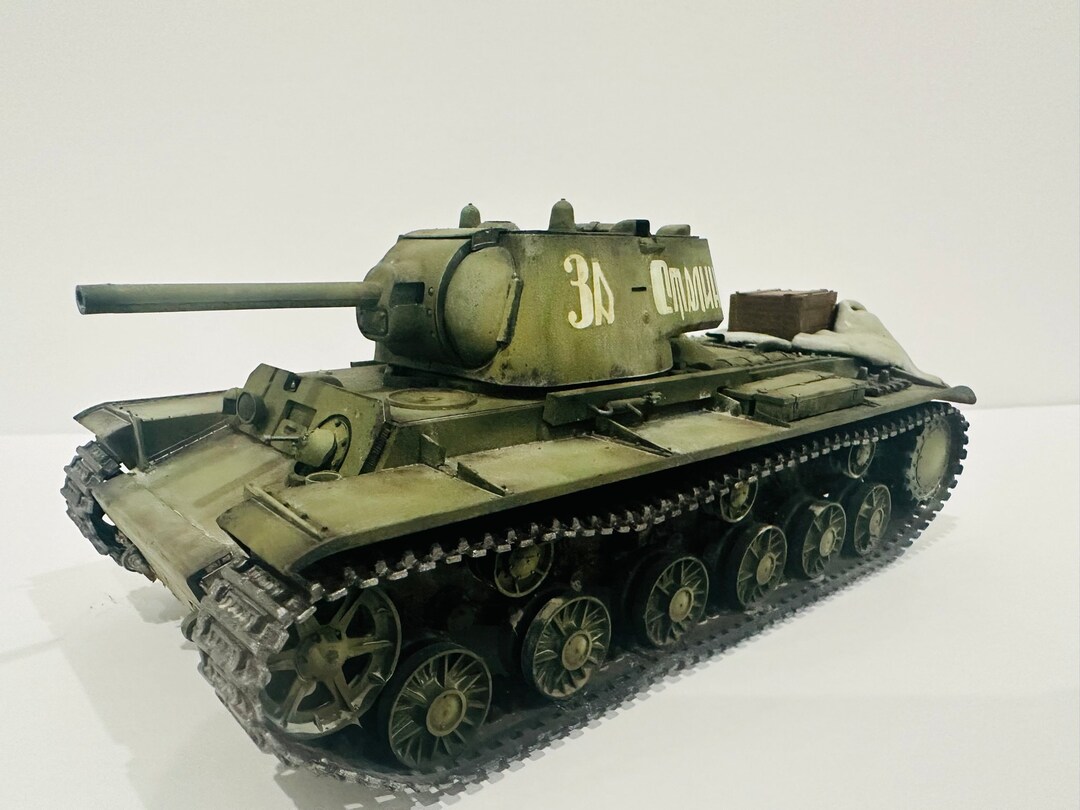 Tank Russian 1/35 KV-1 Scale Model Soviet WW2 Model Kit. Finished, Pro ...