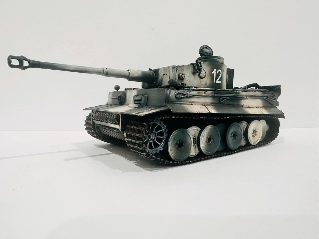 Tank Panzer German 1/35 Tiger (panzer VI) WW2 AFV Model Tank. Winter ...