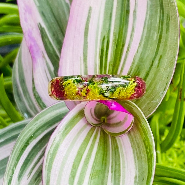 Moss Resin Ring - Etsy