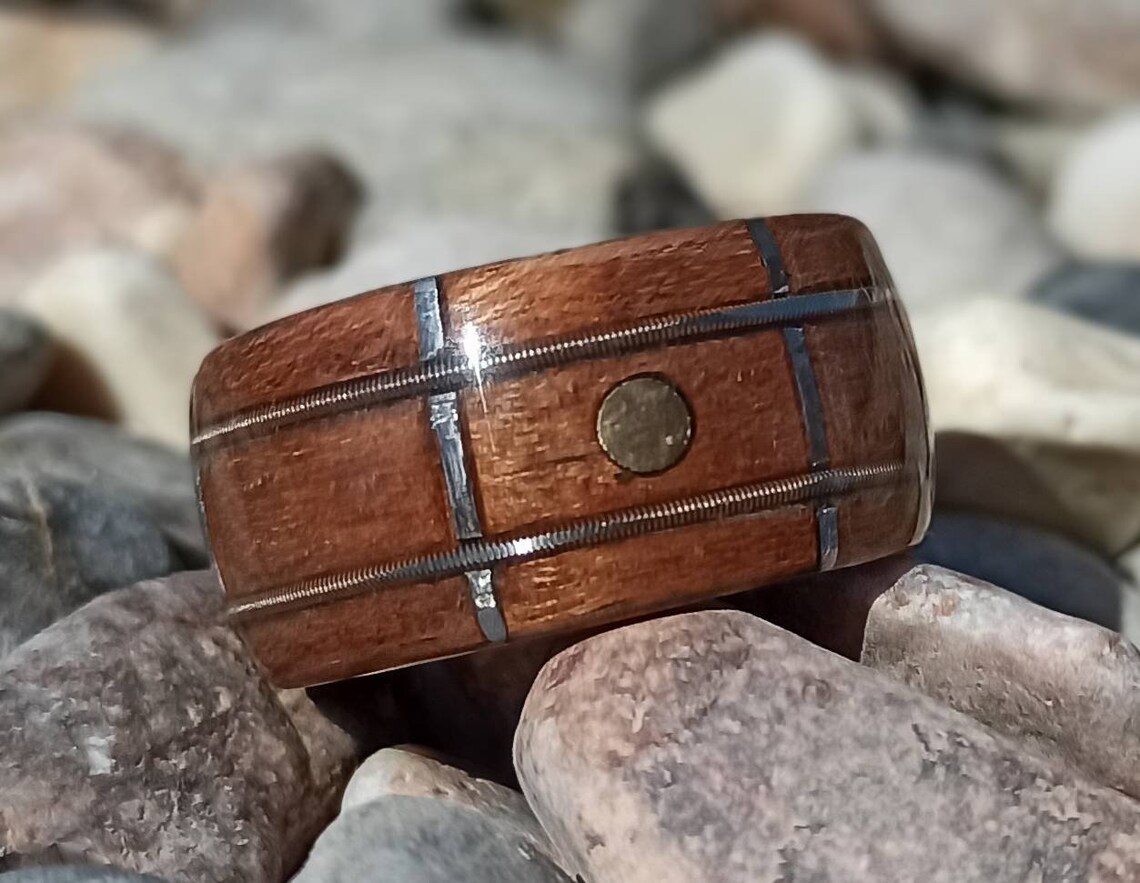 Guitar Fretboard Cherry Wooden Ring / Bentwood Ring With Guitar String ...