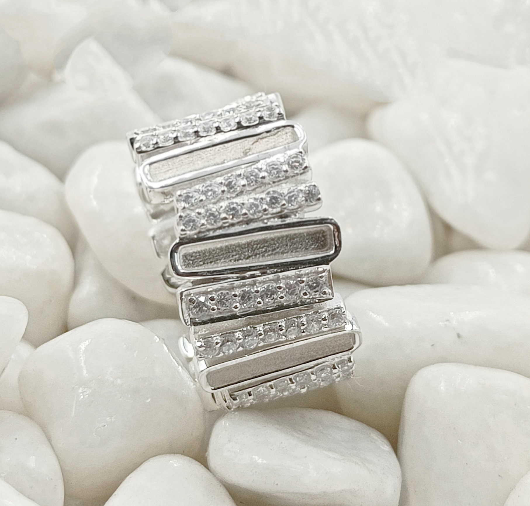 925 Sterling Solid Silver 12mm Wide Designer Close Back Bezel Ring With ...