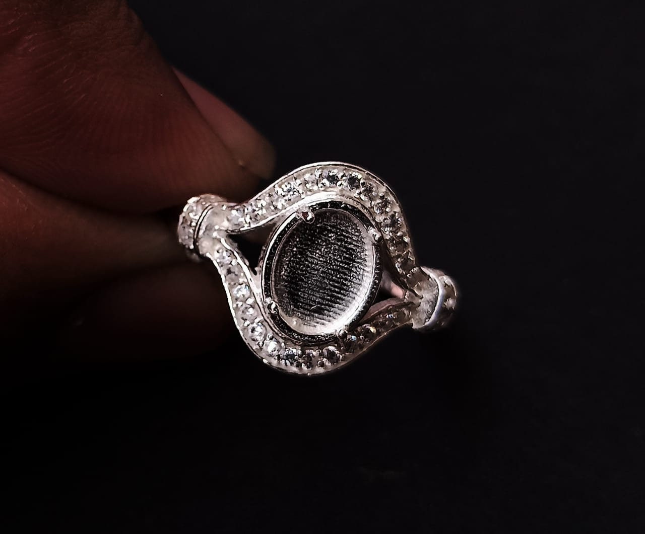925 Sterling Solid Silver 6x8mm Oval Blank Prong Bezel With CZ Ring ...