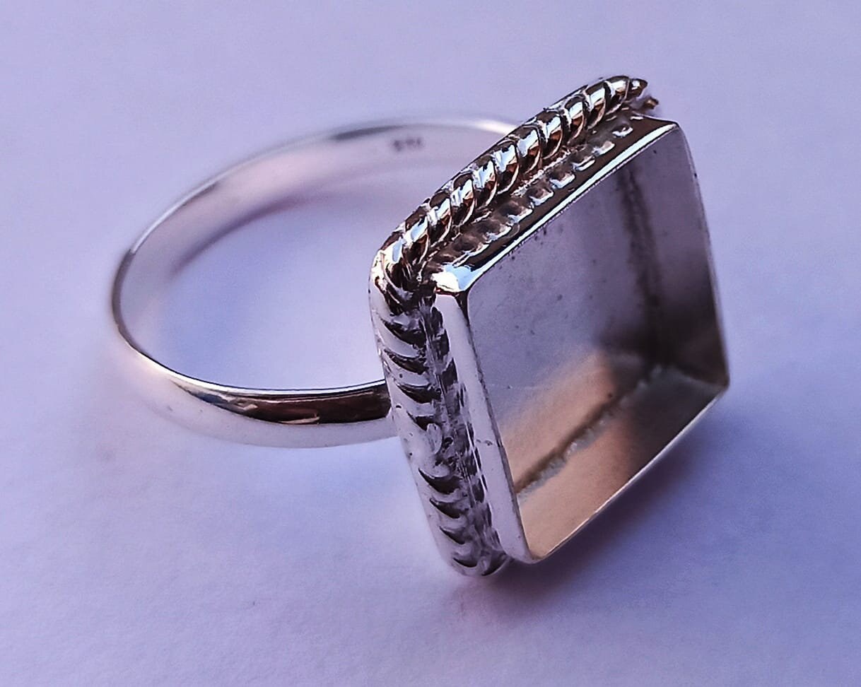 4mm to 30mm Square Twisted Wire Ring 2mm Deep Bezel,good for Resin Work ...
