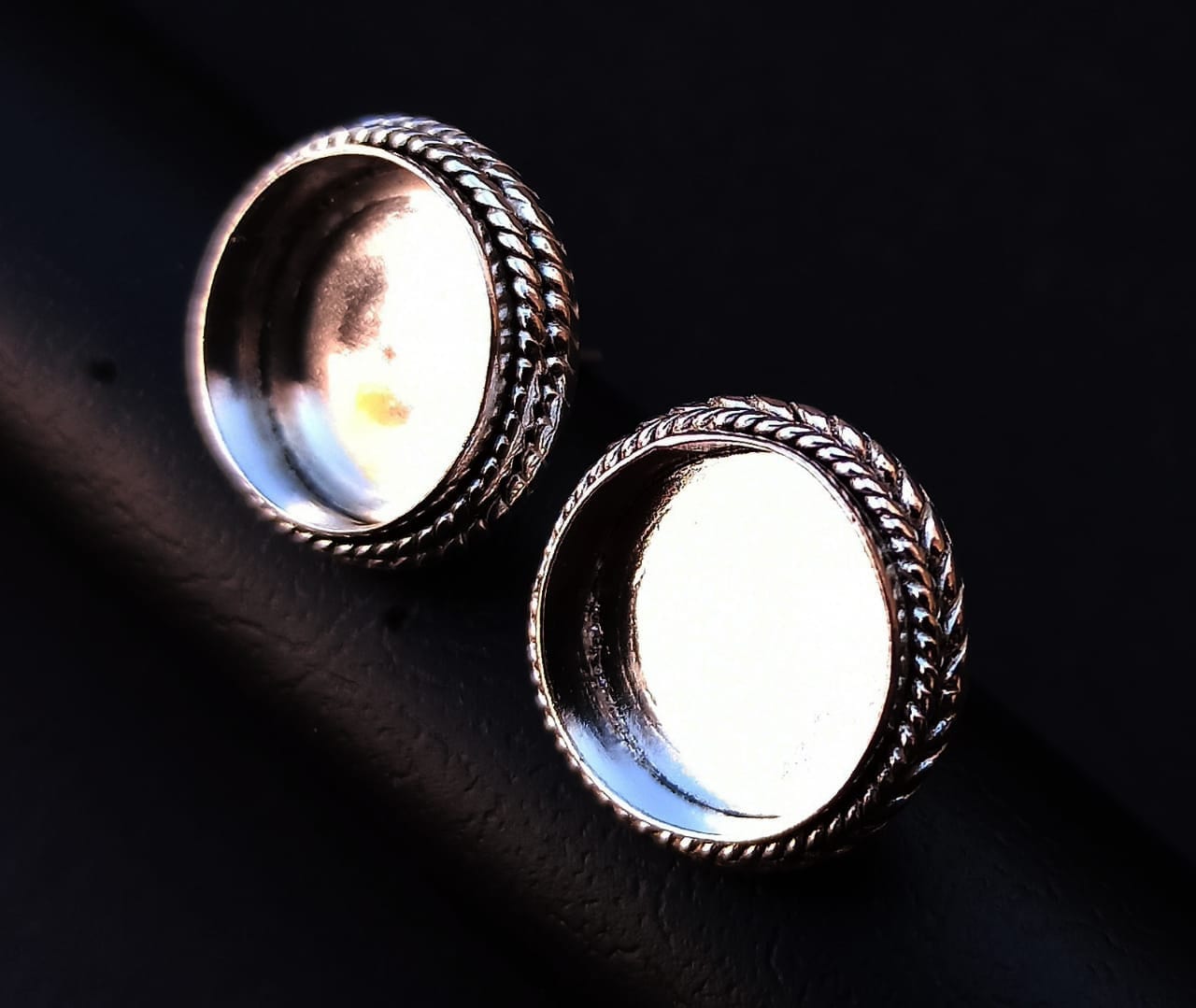 4 Mm to 25 Mm Round 2 Mm Deep Double Twisted Wire Bezel Stud,for Resin ...