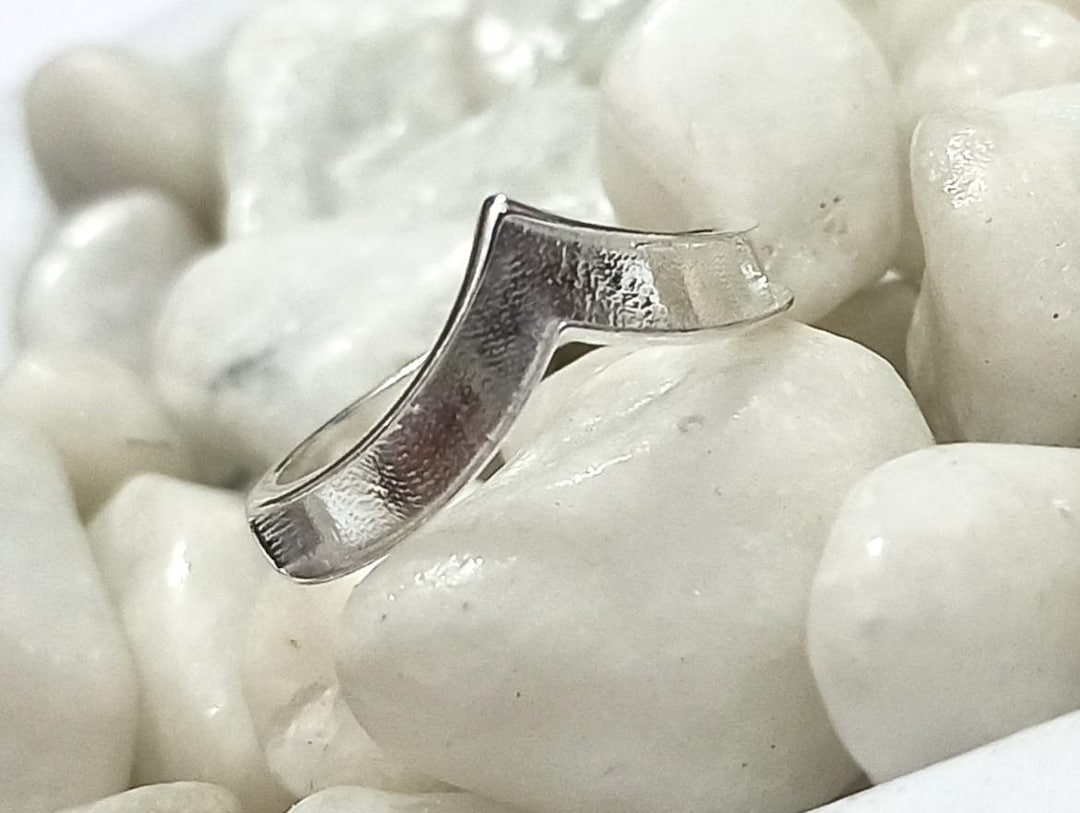 925 Sterling Solid Silver the Wishbone Ring. Good for Resin & Ashes ...