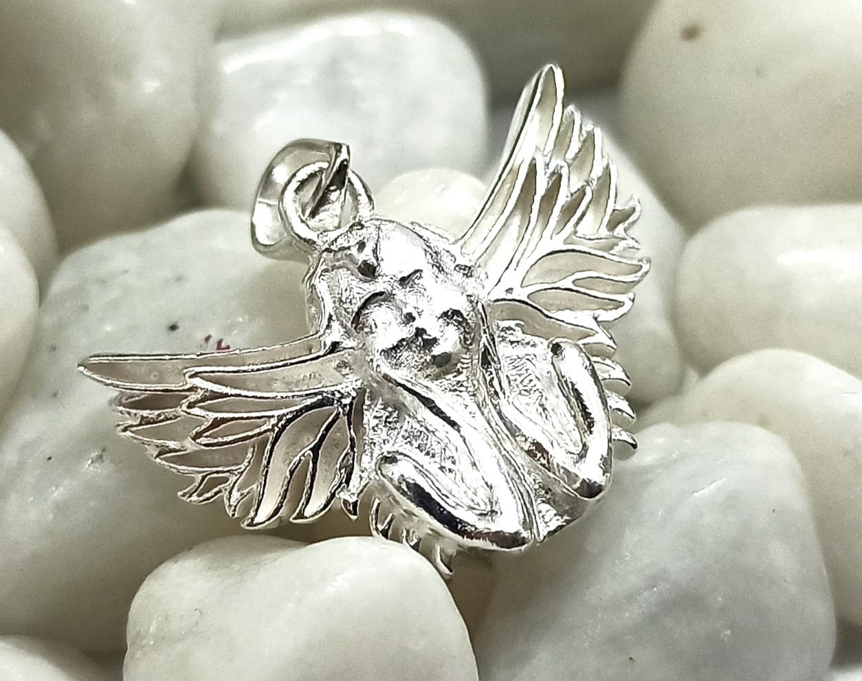 The Lovely Angel Pendant With Tiny Spaces on Feathers for Resin Work ...