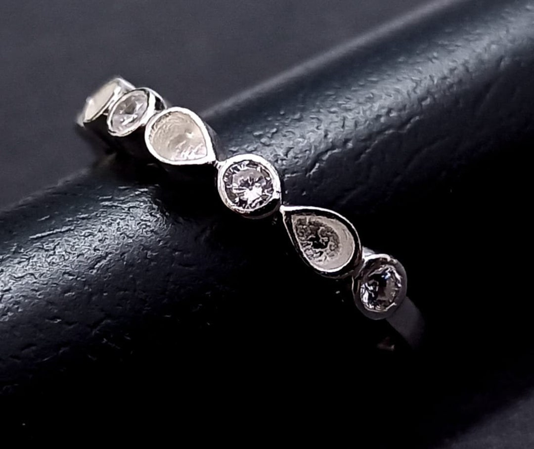 925 Sterling Solid Silver 2x3 Mm Pear Shape Blank Bezel With 2mm Round ...