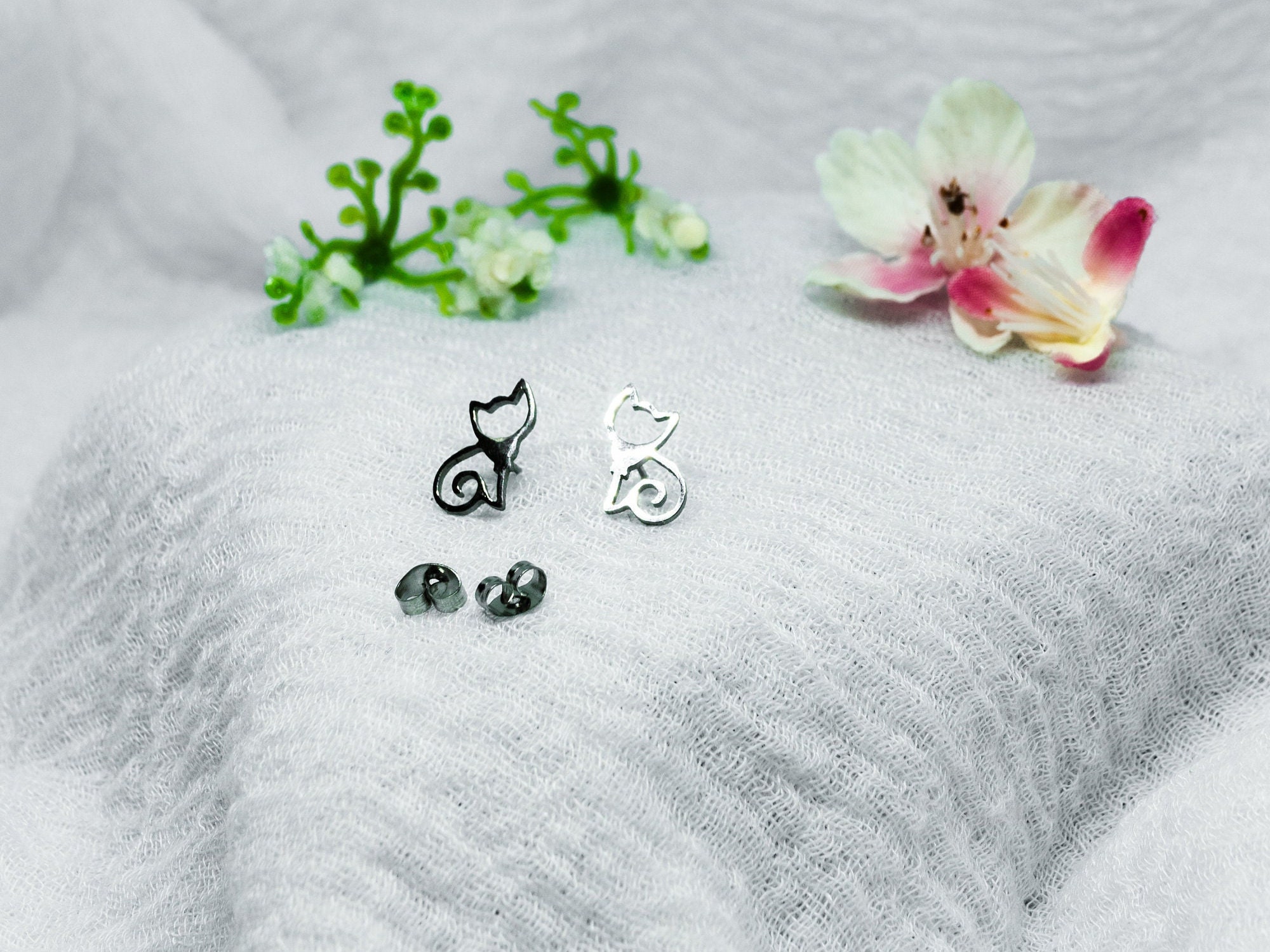 Tiny Cat Stud Earring Gifts for Her Kitty Studs for Ladies - Etsy