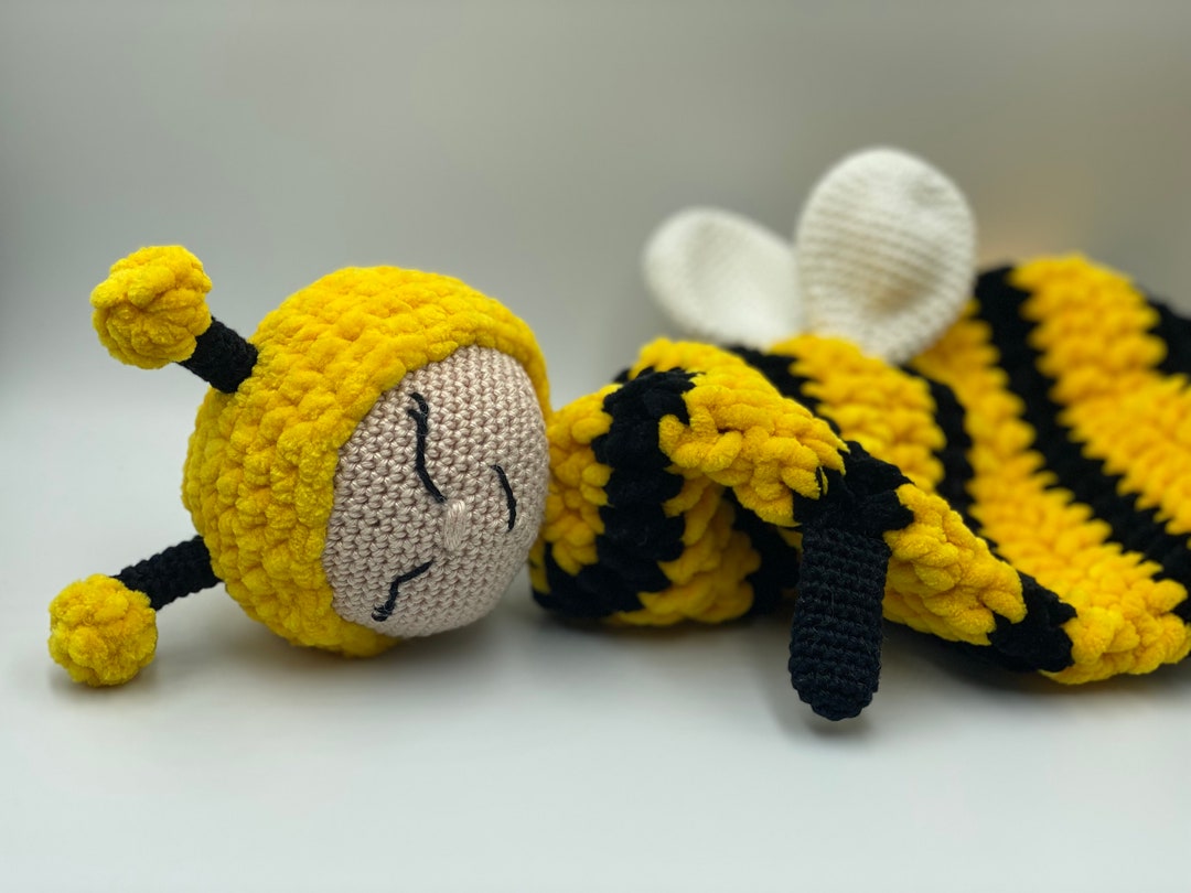 Crochet Pattern Comforter Bee / Crochet Pattern Comforter Bee - Etsy