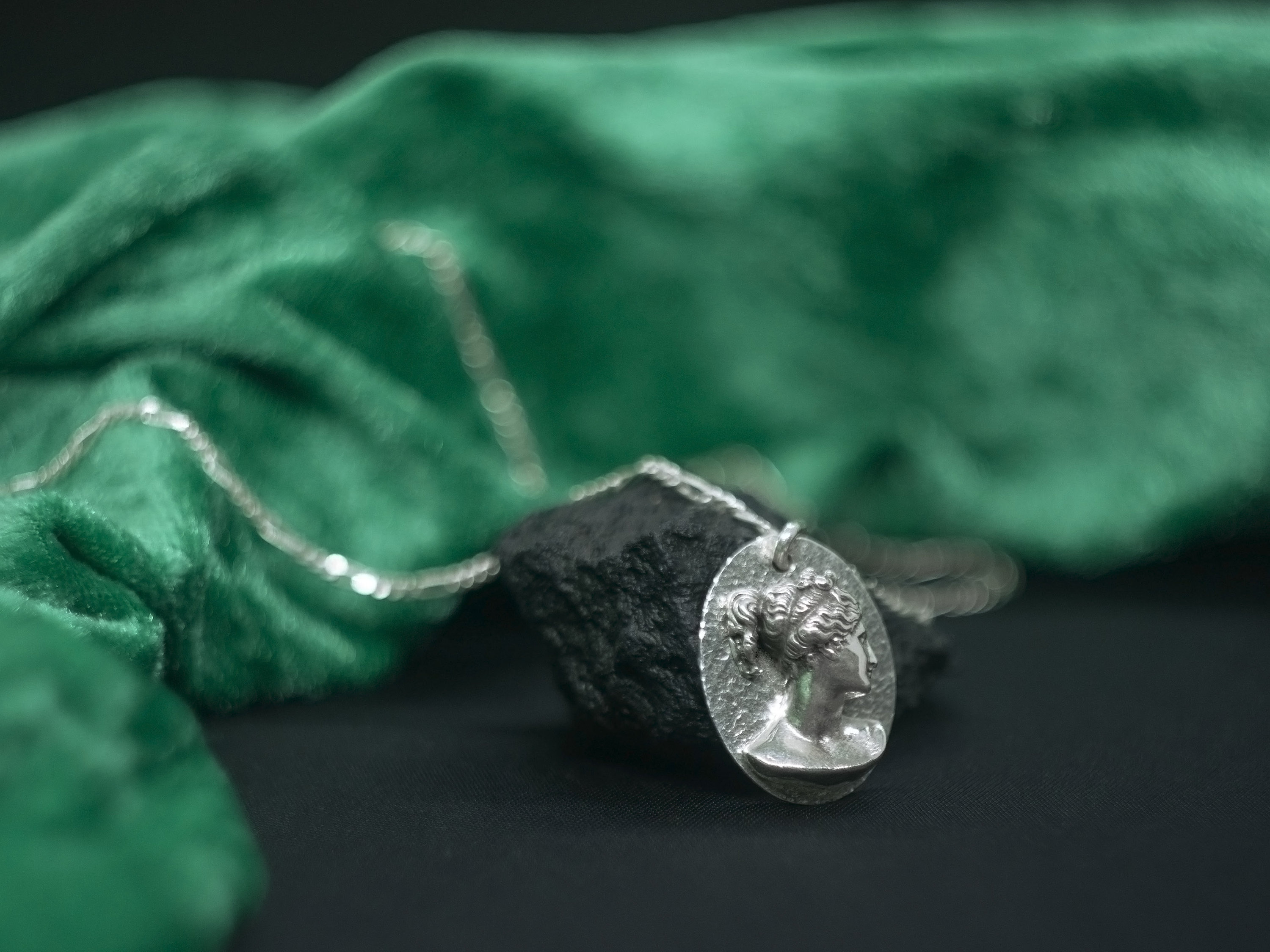 Venus De Milo Silver Pendant, Greek Mythology Jewelry, Aphrodite of ...