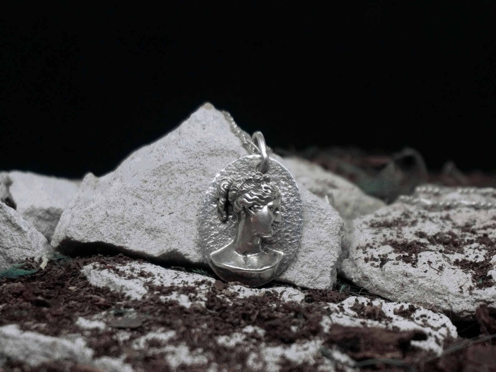 Venus De Milo Silver Pendant, Greek Mythology Jewelry, Aphrodite of ...