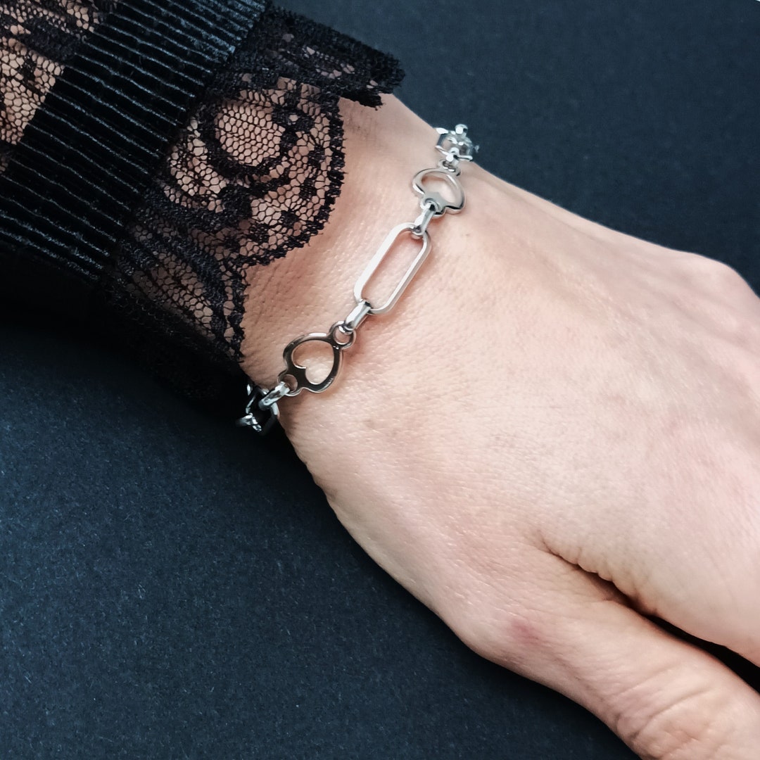 Heart Bracelet Stack. Y2K Jewellery Grunge. Goth Best Friend Bracelet ...