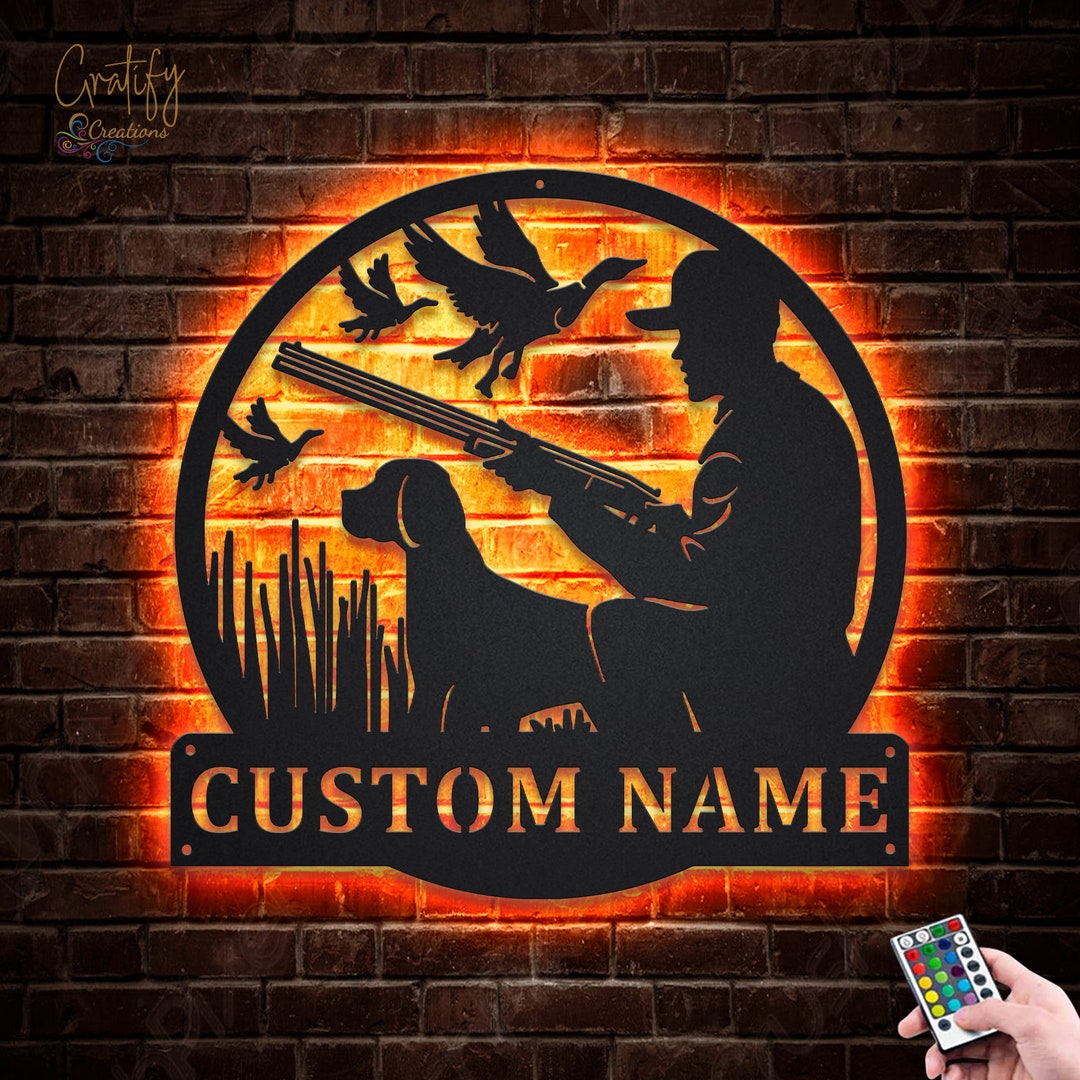 Labrador Dog Hunting Metal Wall Decor |hunter With Dog , Hunting Dog ...