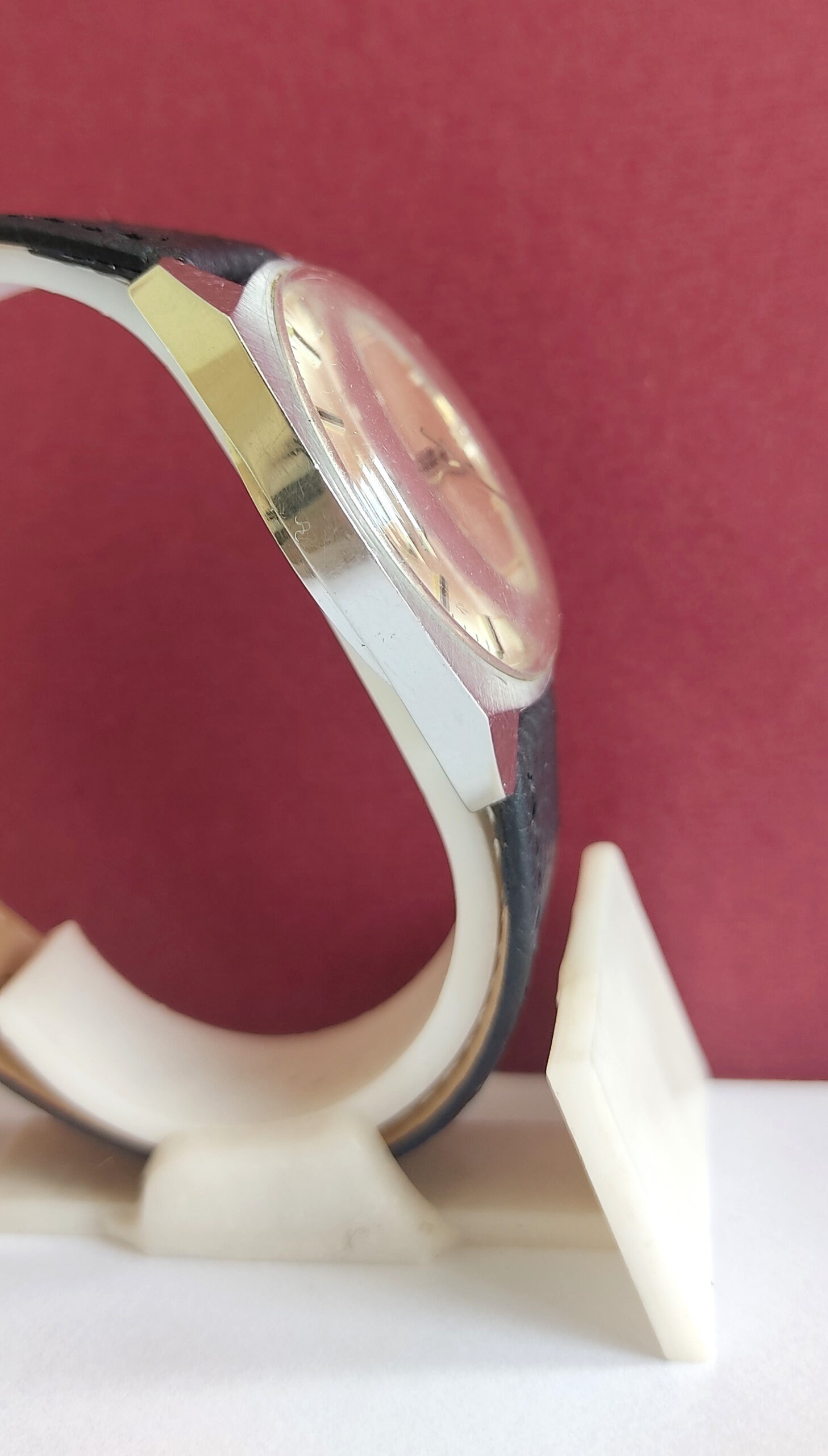 Swiss Made Merit Watch 21 Jewels - Etsy