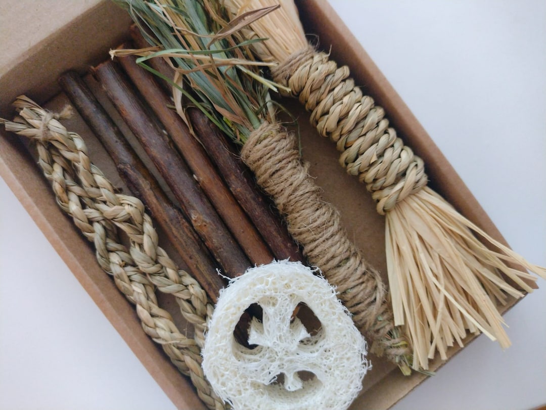 Nibble and Chew Toy Box | Rabbit | Guinea Pig | Small Pet | Chinchilla ...