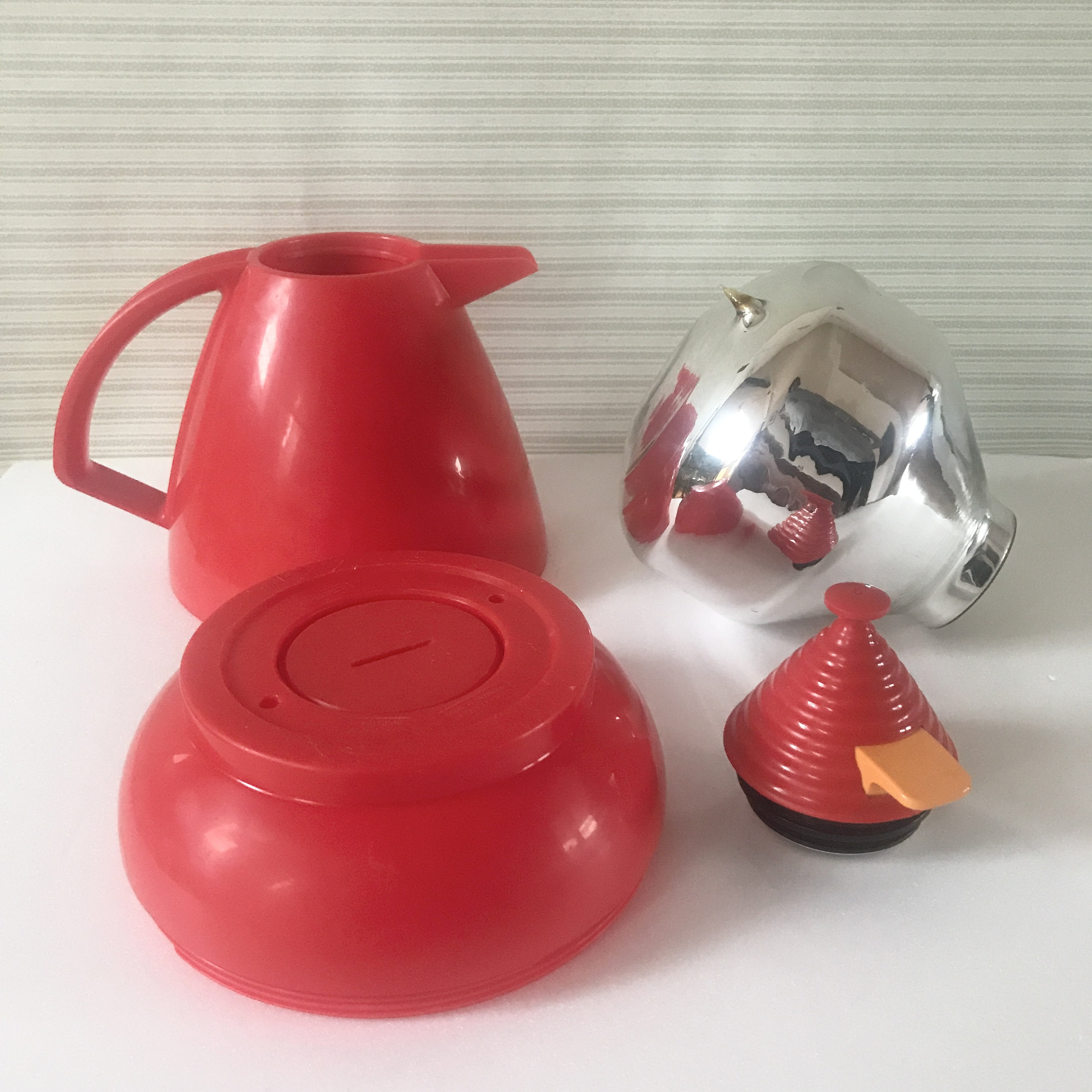 Vintage Red Vacuum Flask / Thermos Flask / Vacuum Insulated Flask Jug ...