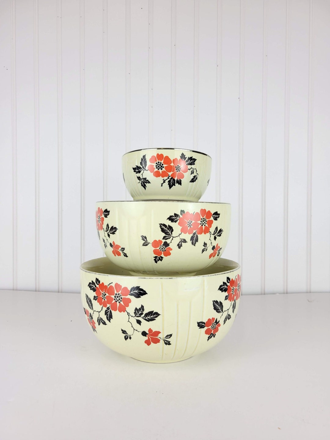 Poppy Mixing Bowl Set, Hall's Superior Quality Kitchenware, Mid Century ...