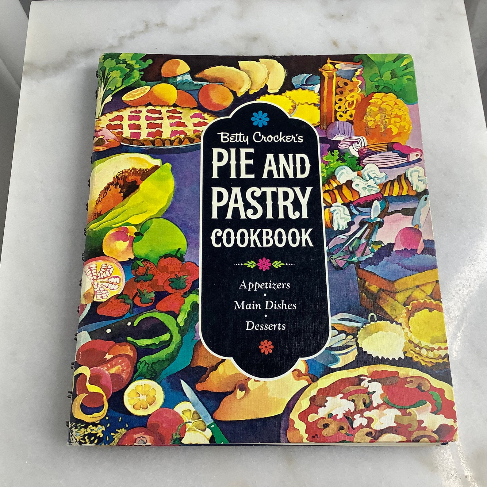 Vintage Betty Crocker's Pie and Pastry Cook Book 1968 1st Edition First ...