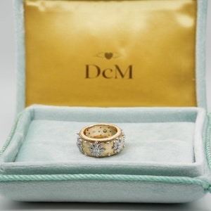 18K Gold Engraved Fabric Silk Diamond Ring - Etsy