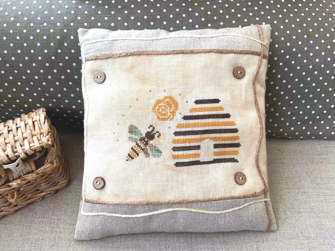 PDF Beehive by Needle Treasures Nook Bee Cross Stitch Design Minimalist ...