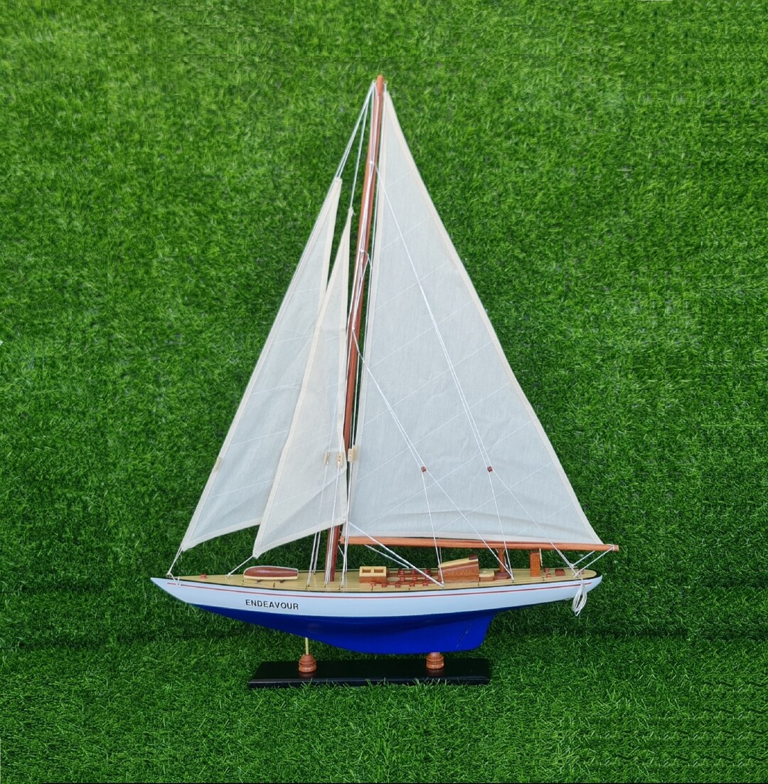 Endeavour Sailboat 26 Endeavour Model Ship Endeavour Ship Model ...