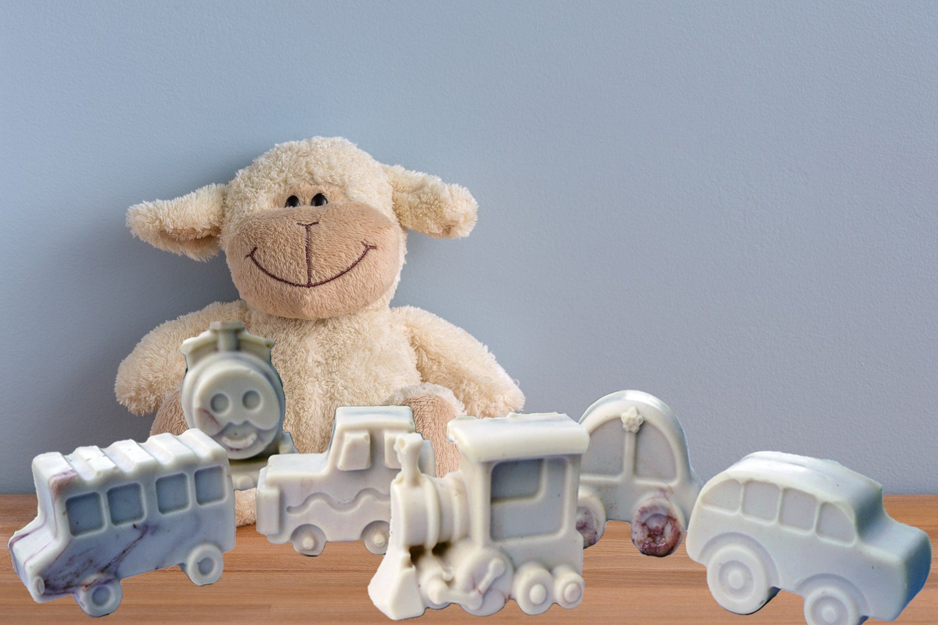 MNY Exclusive Handmade Toys Soap Car Soap Bus Soap Jeep - Etsy.de