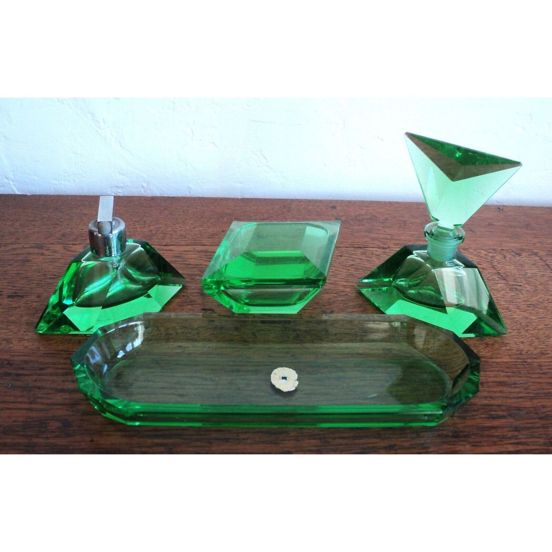 Art Deco Green Angular Crystal Glass DRESSER SET Perfume Bottles TRAY ...