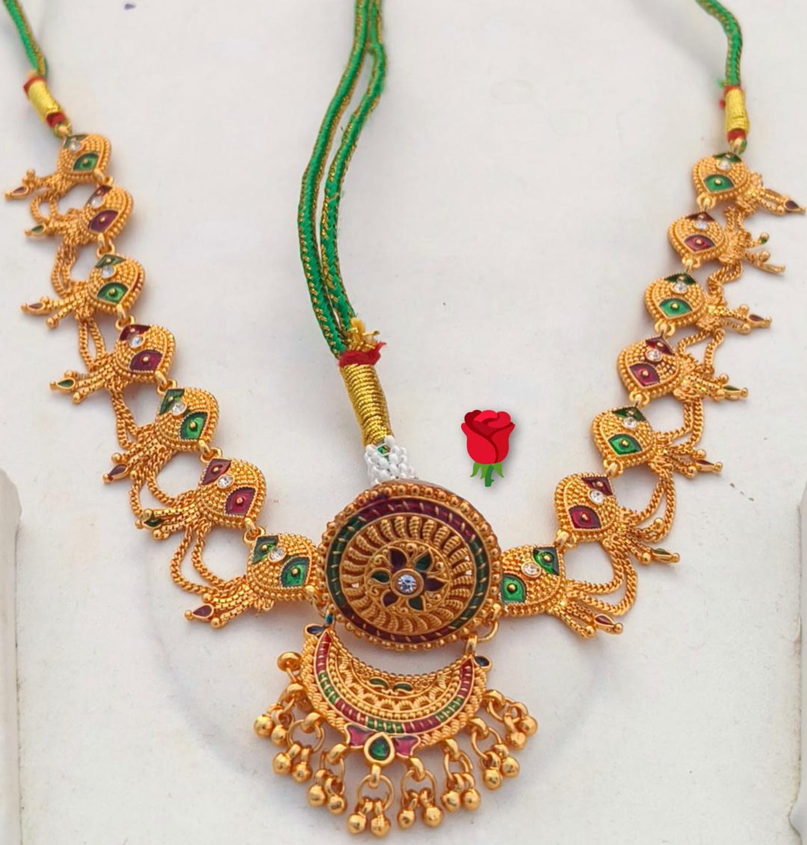 Rajputi Rakhdi: Gold Rajwadi Borla, Traditional Rajasthani Head Jewelry ...