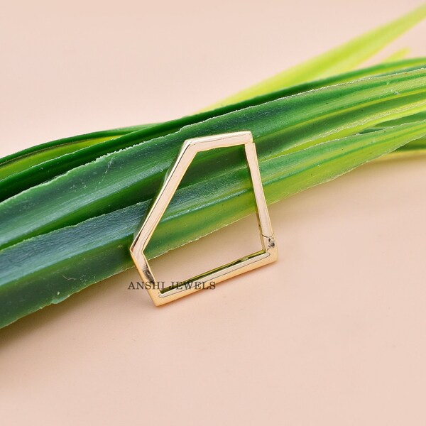 Triangle Clasp - Etsy