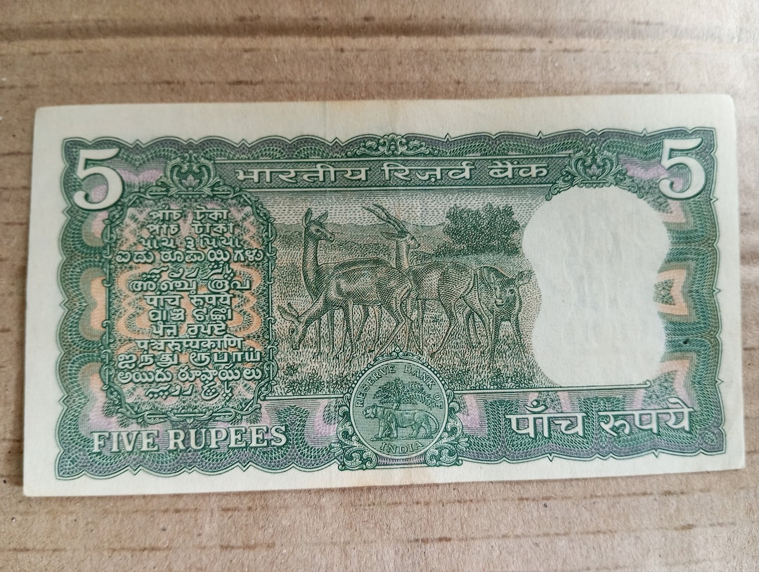Authentic 1957 Indian Vintage 5 Rupees Banknote With Exquisite Deer ...