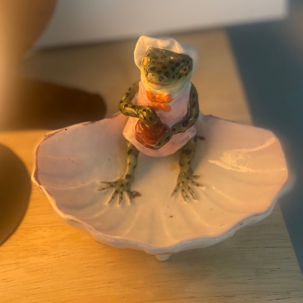 Porcelain Frog - Etsy