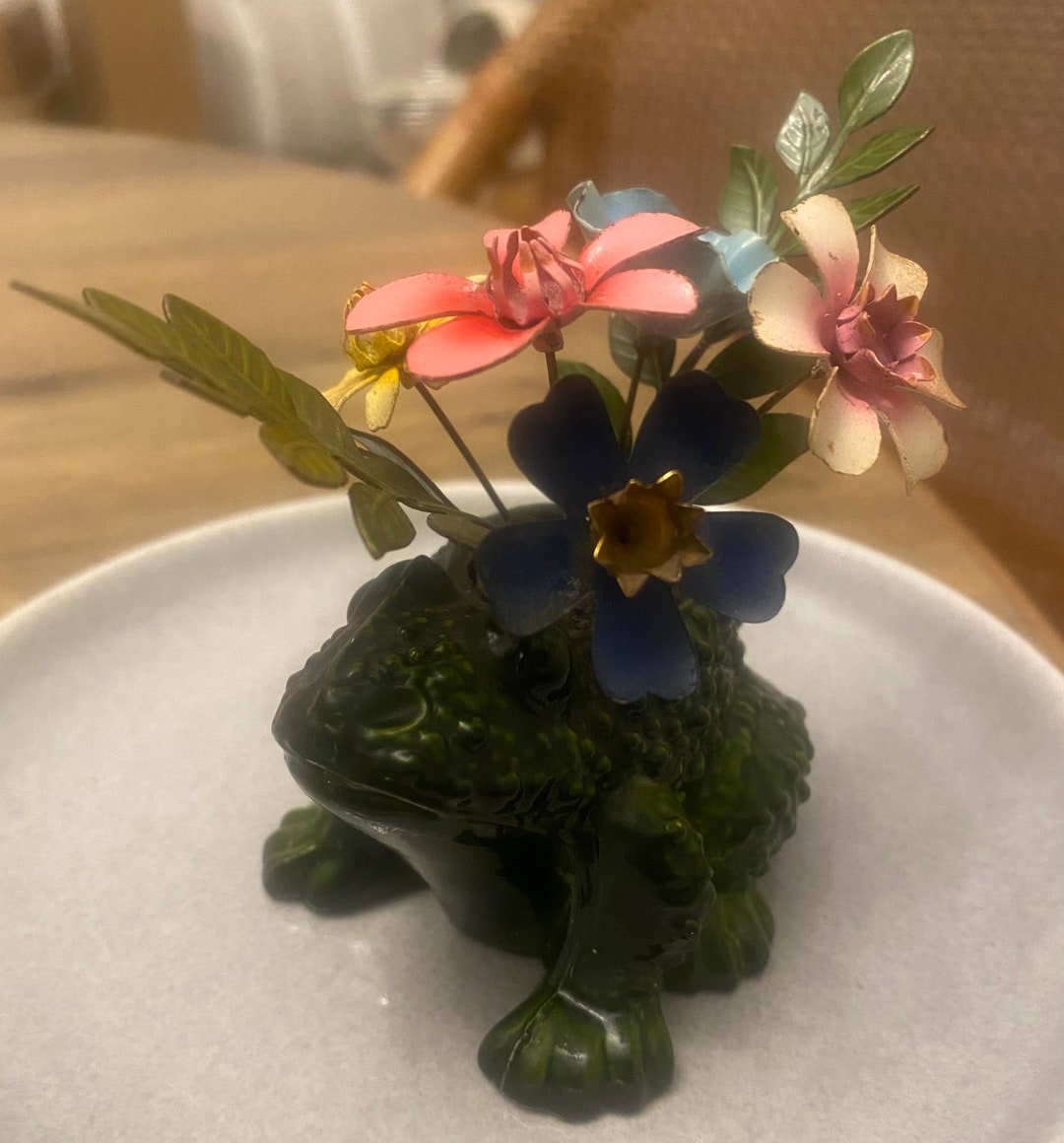 Vintage Green Metal Frog Small Figurine Faux Planter With Attached ...