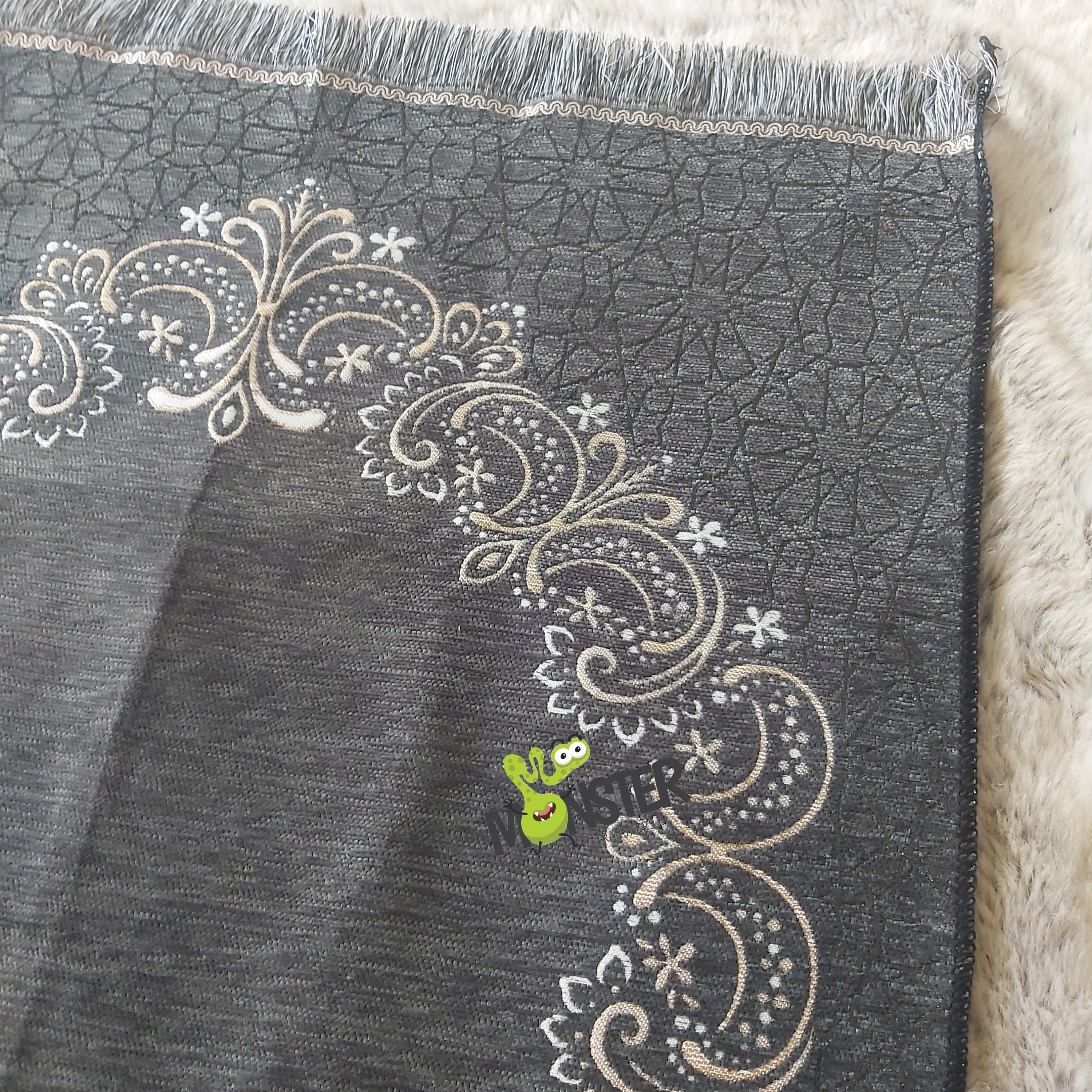 Personalised prayer mat with embroidery. Sejadah Salah mat | Etsy