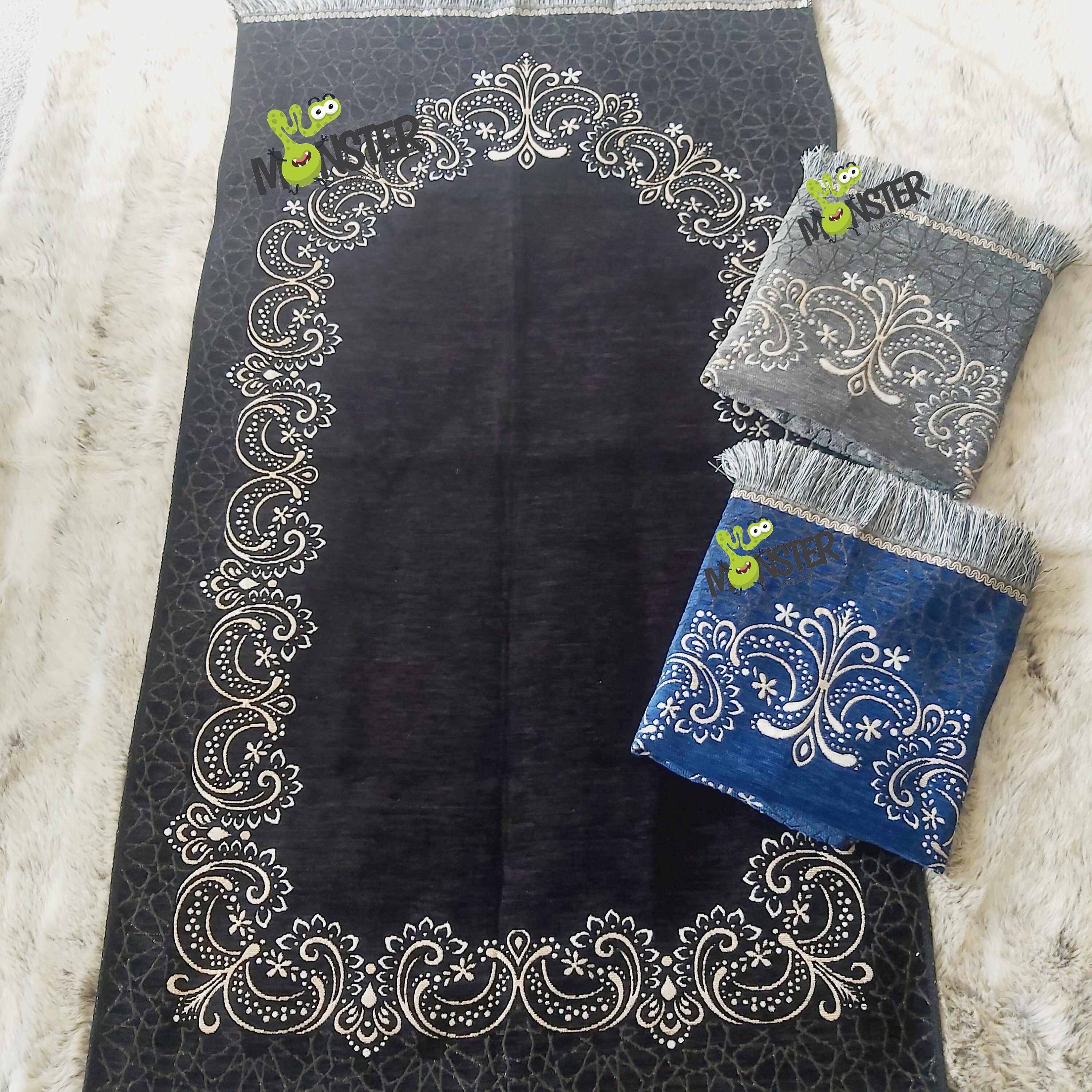 Personalised prayer mat with embroidery. Sejadah Salah mat | Etsy