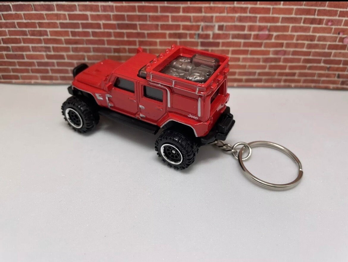 Keychain for Jeep Wrangler 4x4 Red off Road Lifted Car Keys Chains Fob ...