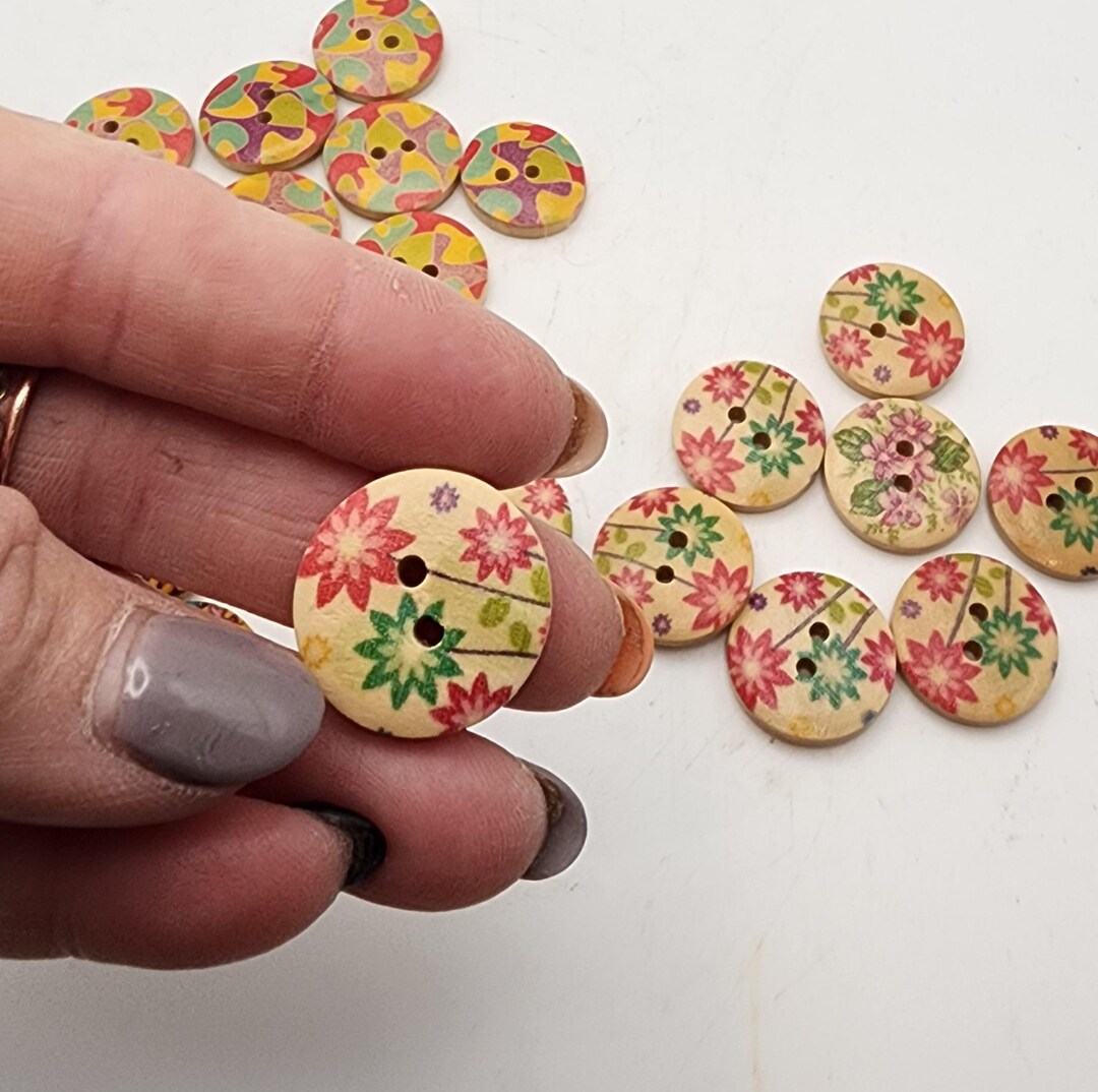 Vintage Assorted Multicolor Wood Buttons Set of 22 - Etsy