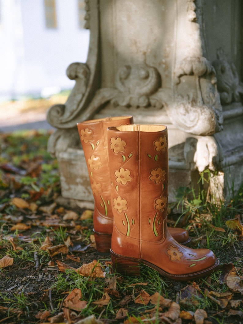 Flower Boots Tawny Brown - Etsy
