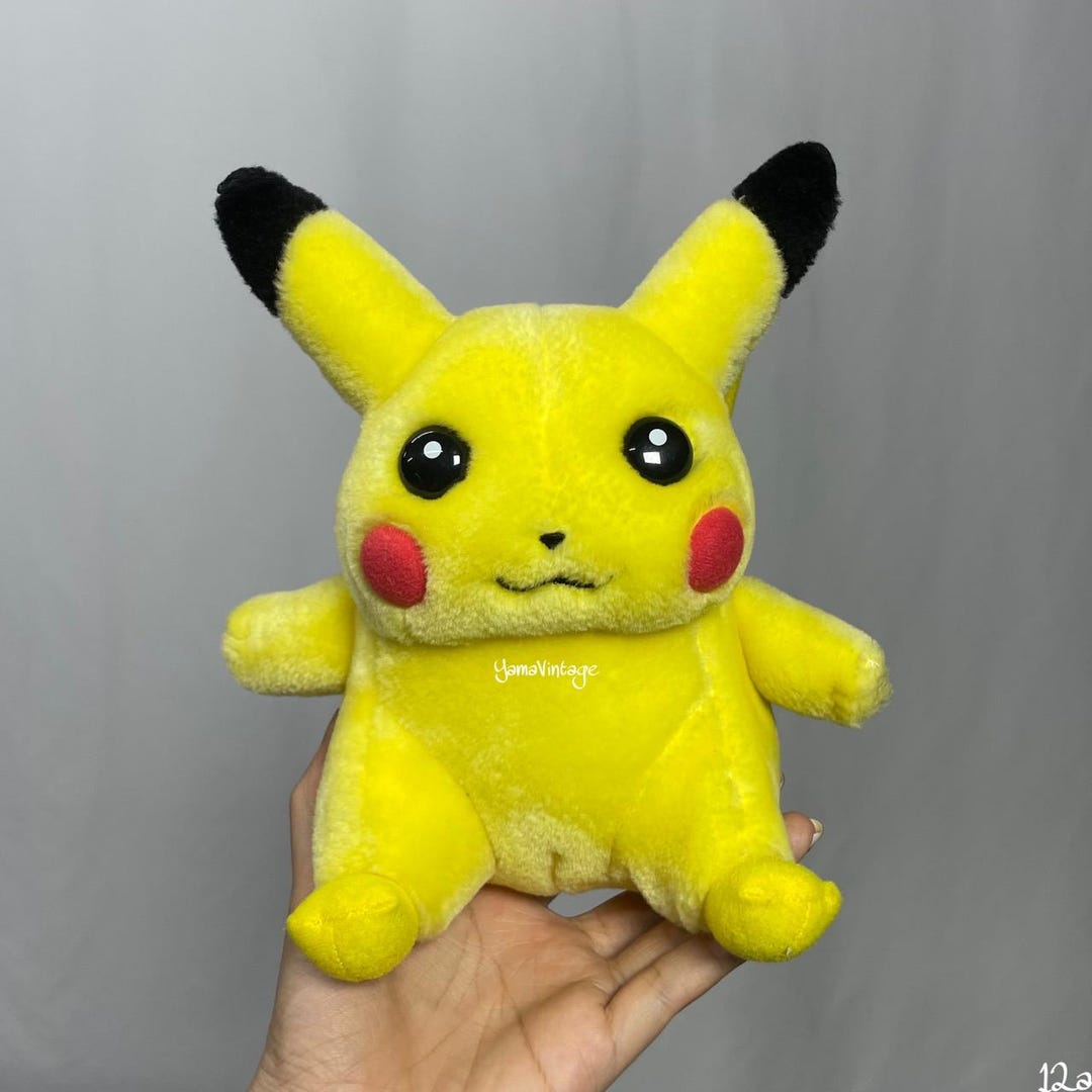 Vintage 2000s Pikachu Plush 7" , Stuffed Toys , Stuffed Doll , Smile ...