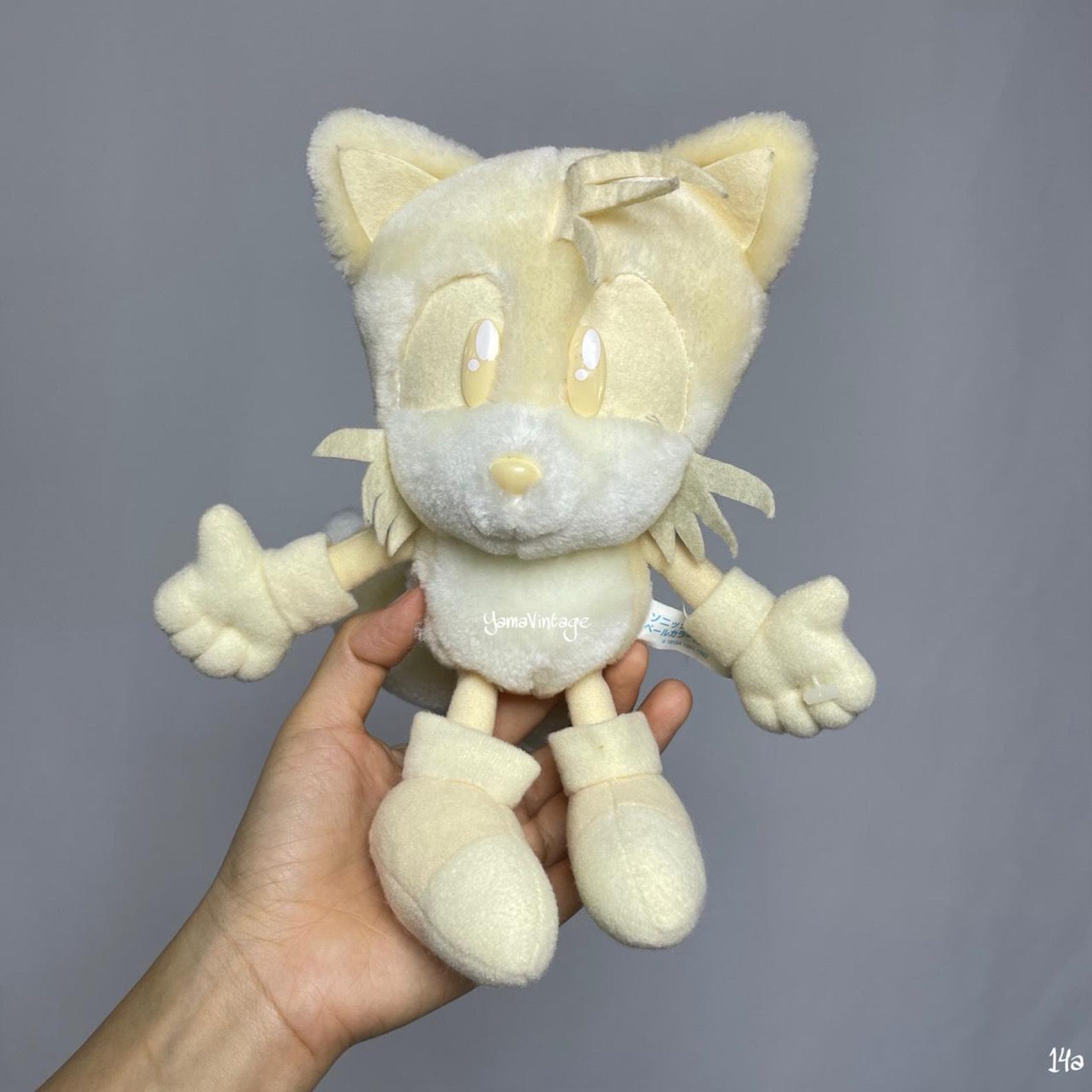 Vintage 1998s Pale Albino Pastel Tails Plush 8.5
