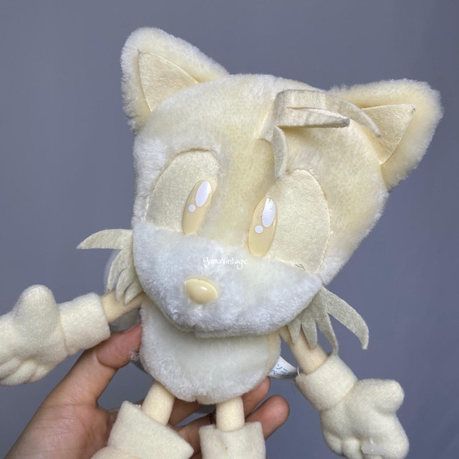 Vintage 1998s Pale Albino Pastel Tails Plush 8.5