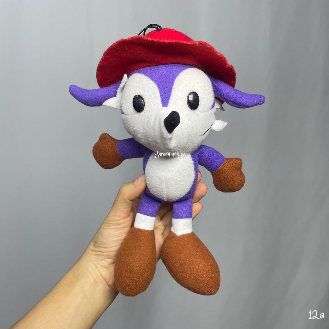 Vintage 1995s Sonic Fang the Sniper Plush 9" , Games , Anime Japan ...