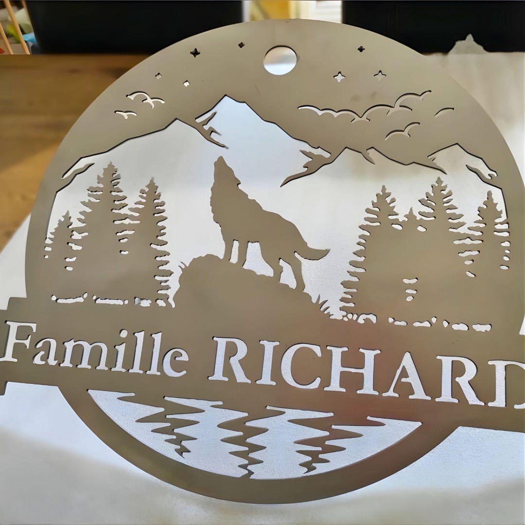 Wolf Howling at Moon SVG, Wolf Howling DXF, Wilderness Silhouette Cut ...