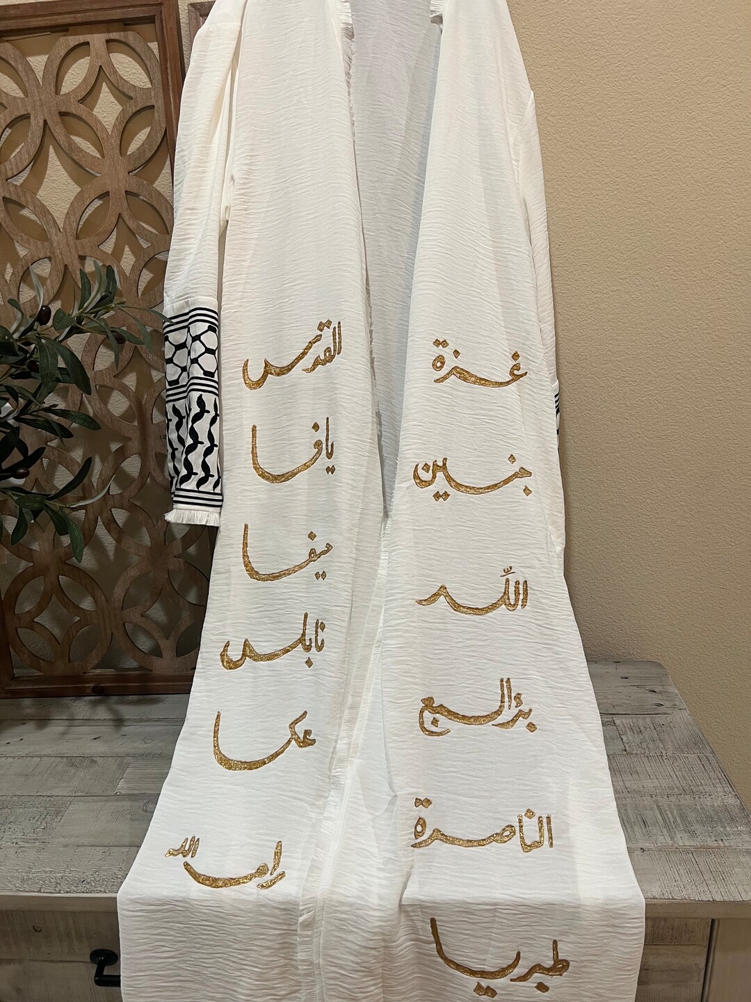 Luxurious Kuffiyah Hand Painted Abaya | Palestinian Kufiyah Hand ...