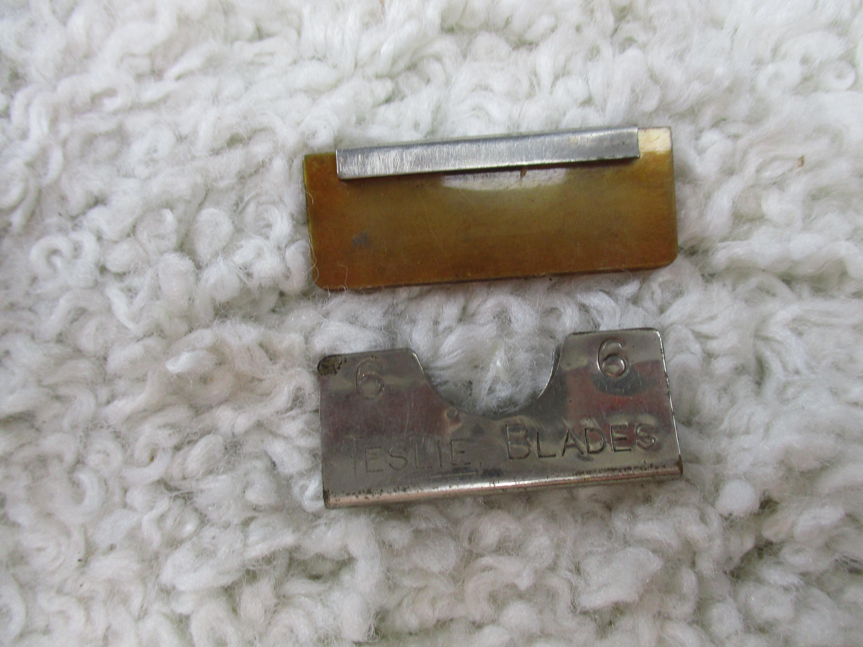 Vintage the Leslie Blade Junior Safety Razor W/ Blade Sleeve With Case ...